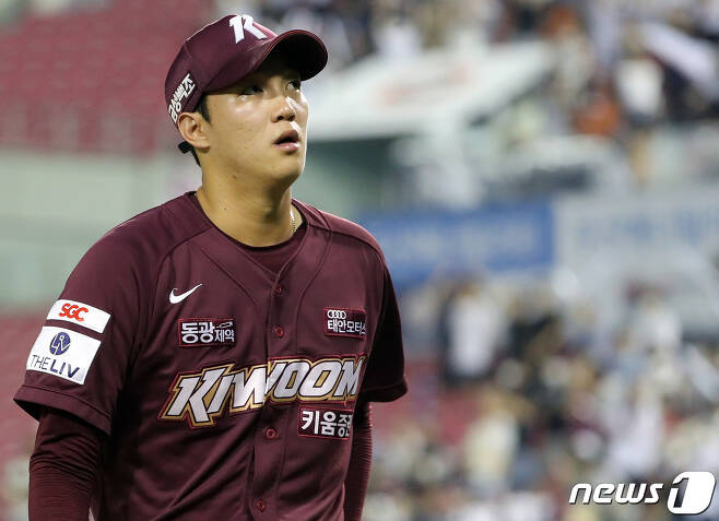 WBC 기술위원이 밝힌 안우진 대표팀 탈락 이유...2018 AG 병역 논란 영향?