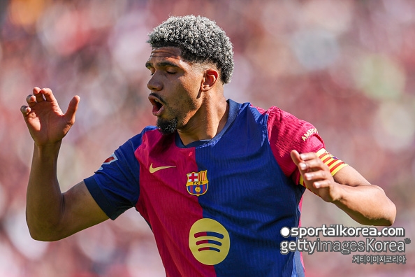 "정신적 고통 호소" 바르셀로나 명품 DF, SNS '악플 테러' 몸살...UCL 4강 탈락 여파 "모든 걸 쏟아부어, 그래서 더 아파"