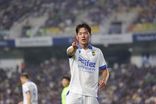 [오피셜] '멀티골' 안양 모따, K리그1 18R MVP…K리그2는 인천 박승호