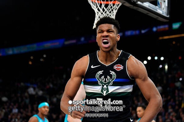 파격 그 자체 '美 ESPN'의 '4각 트레이드' 제안! 아데토쿤보는 GSW, D.그린은 LAL로?..."가능성은 언제든 열려 있어"