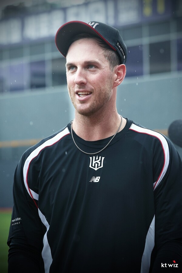 ‘154km+KKK’ 대박! 쿠에바스 후계자 구위 심상치 않네…선발 정착 성공하면 KT 가을야구 보인다!