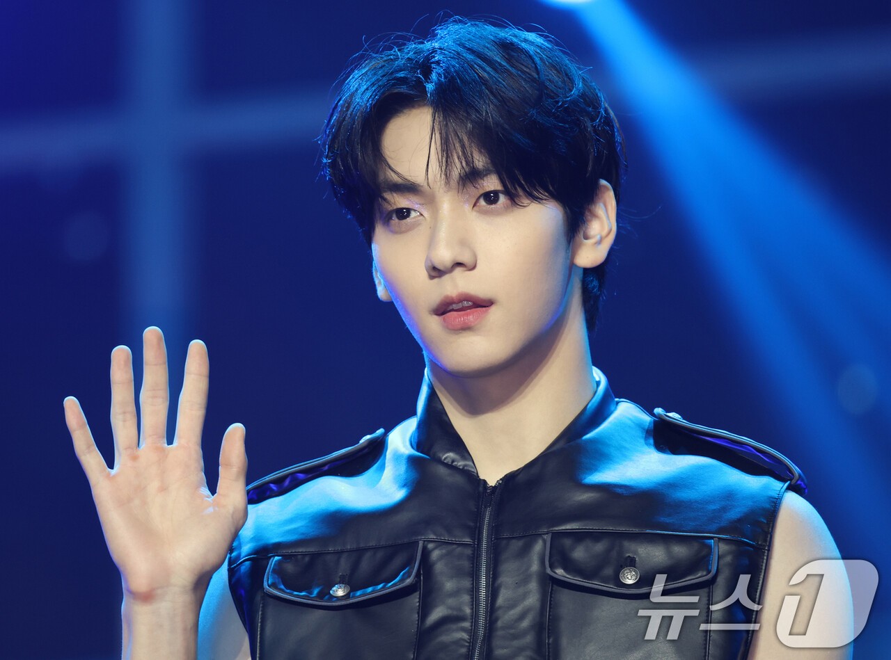 TXT 수빈-아일릿 민주, 잠실 뜬다! LG, 29~31일 KT전 승리기원 시구 진행