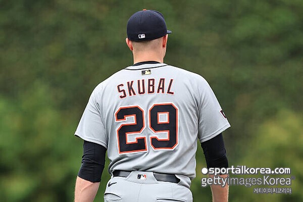 KKKKKKKKKK '지구 최강 1선발'의 위엄...스쿠발, 160km 강속구 앞세워 10K+무볼넷 역투! AL 사이영상 2연패 정조준